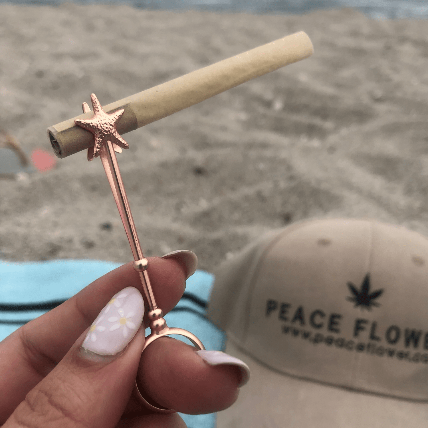 Peru Smoke Holder Starfish - Peace Flower Accessories